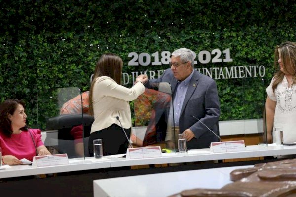 Toma protesta nancy beltrán como titular de la dirección de educación ...