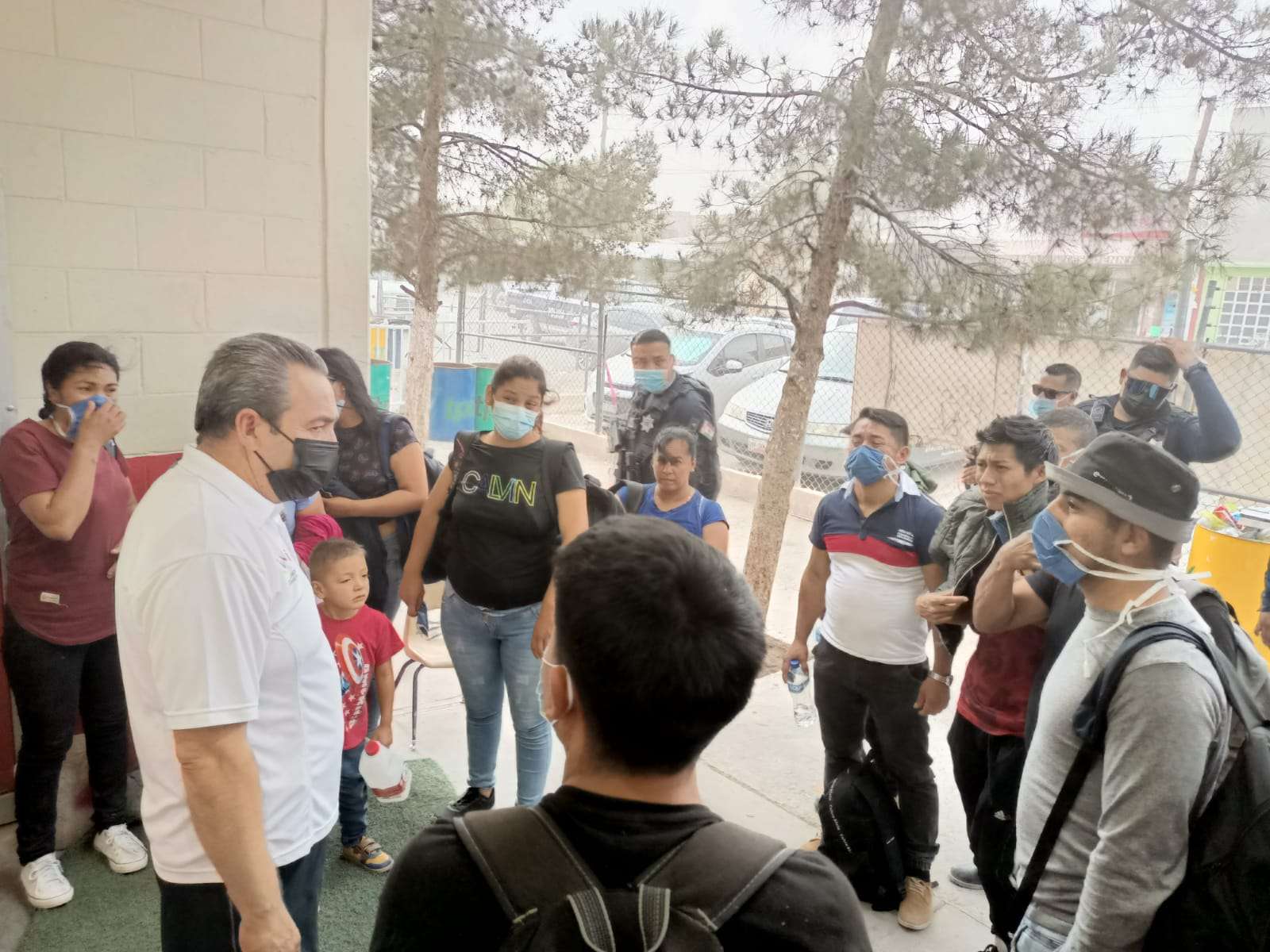 Rescatan a 55 migrantes en rancho anapra y lomas de poleo | La Opción ...
