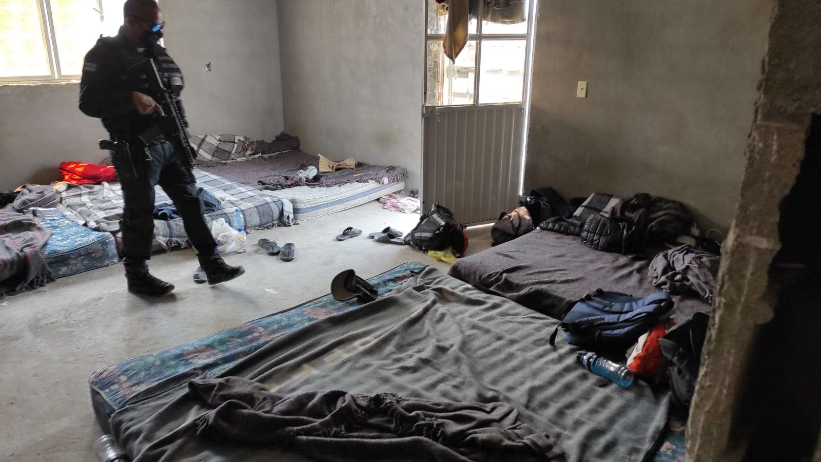 Rescatan a 55 migrantes en rancho anapra y lomas de poleo | La Opción ...