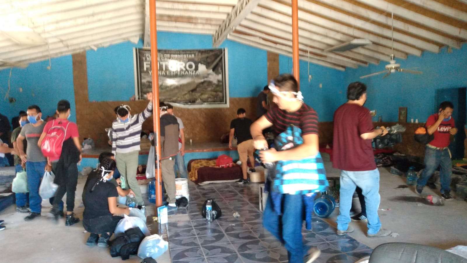 Aseguran a 53 migrantes indocumentados en rancho anapra | La Opción de ...