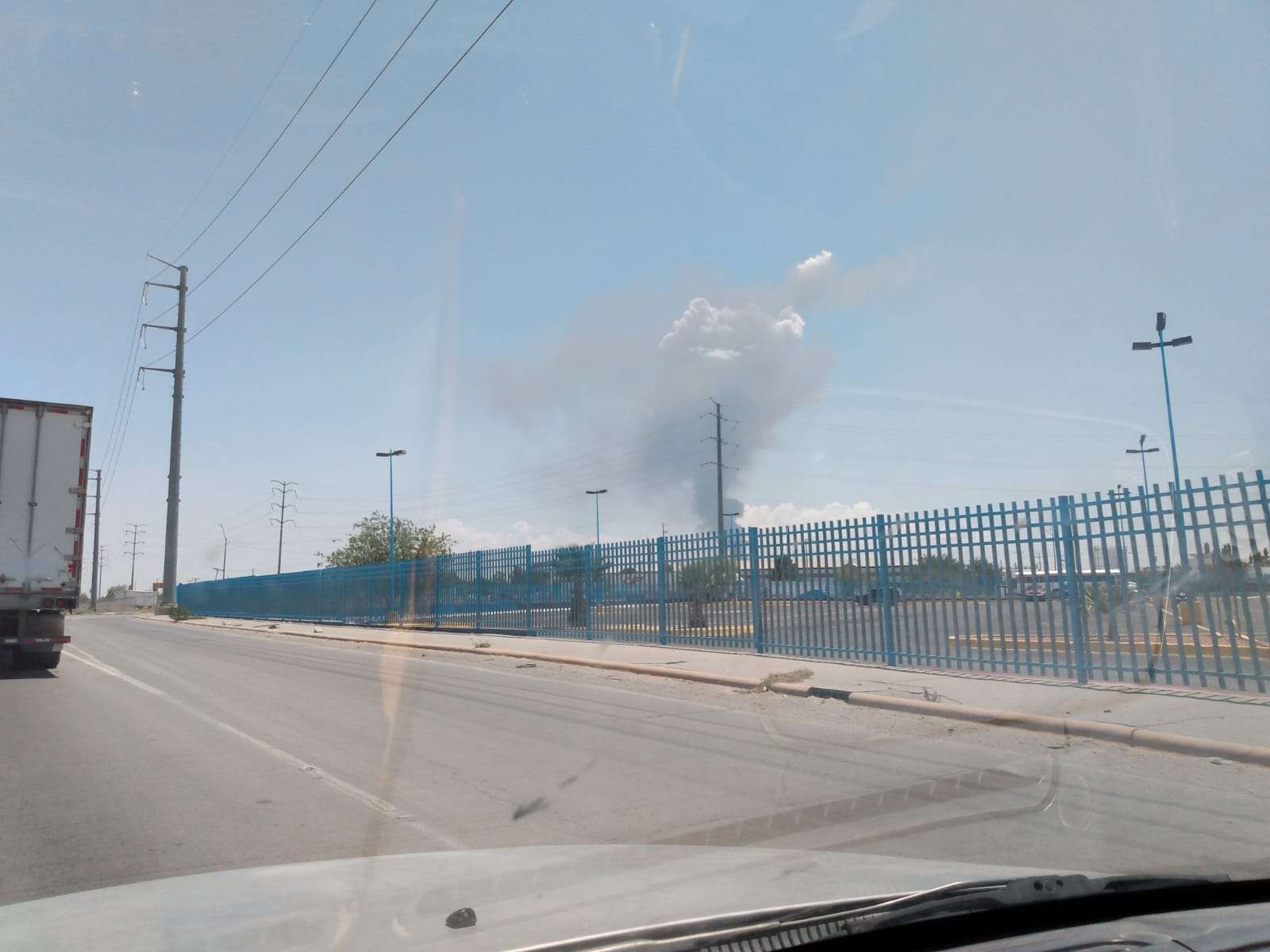 Se incendia maquiladora en juárez tras fuerte explosión | La Opción de ...