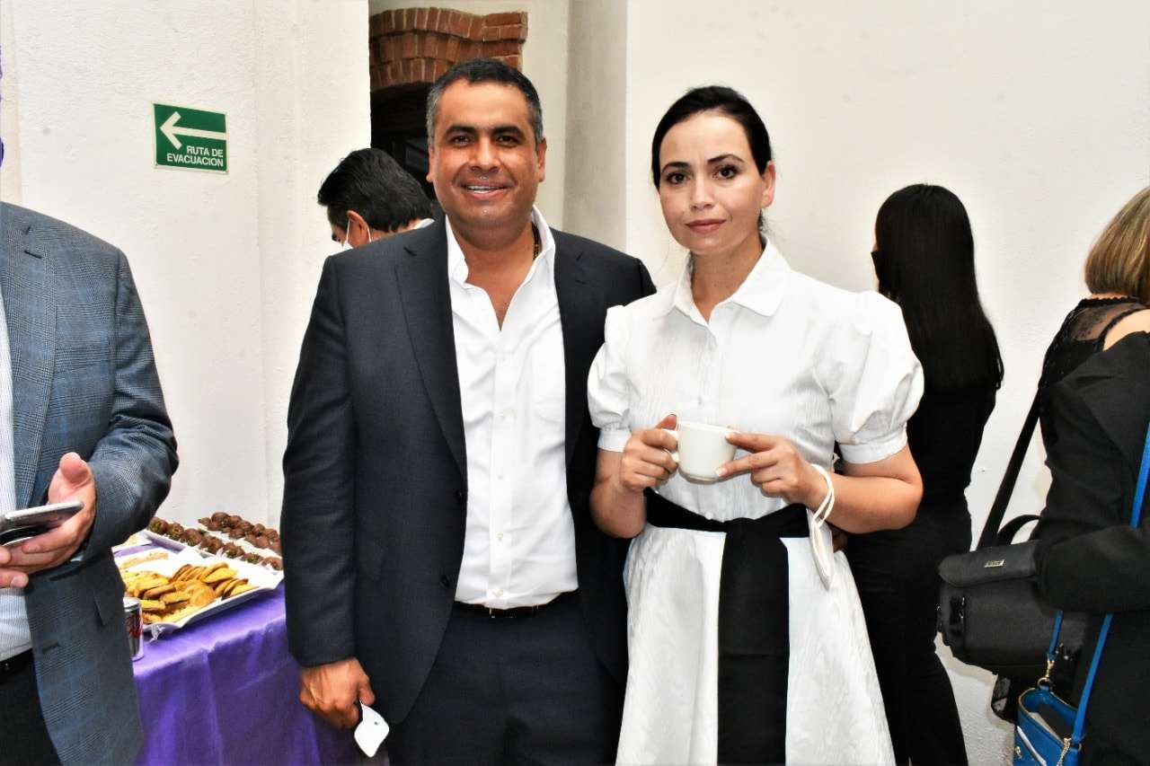 Anuncian a sol sánchez de lozoya como dirigente de mc | La Opción de ...