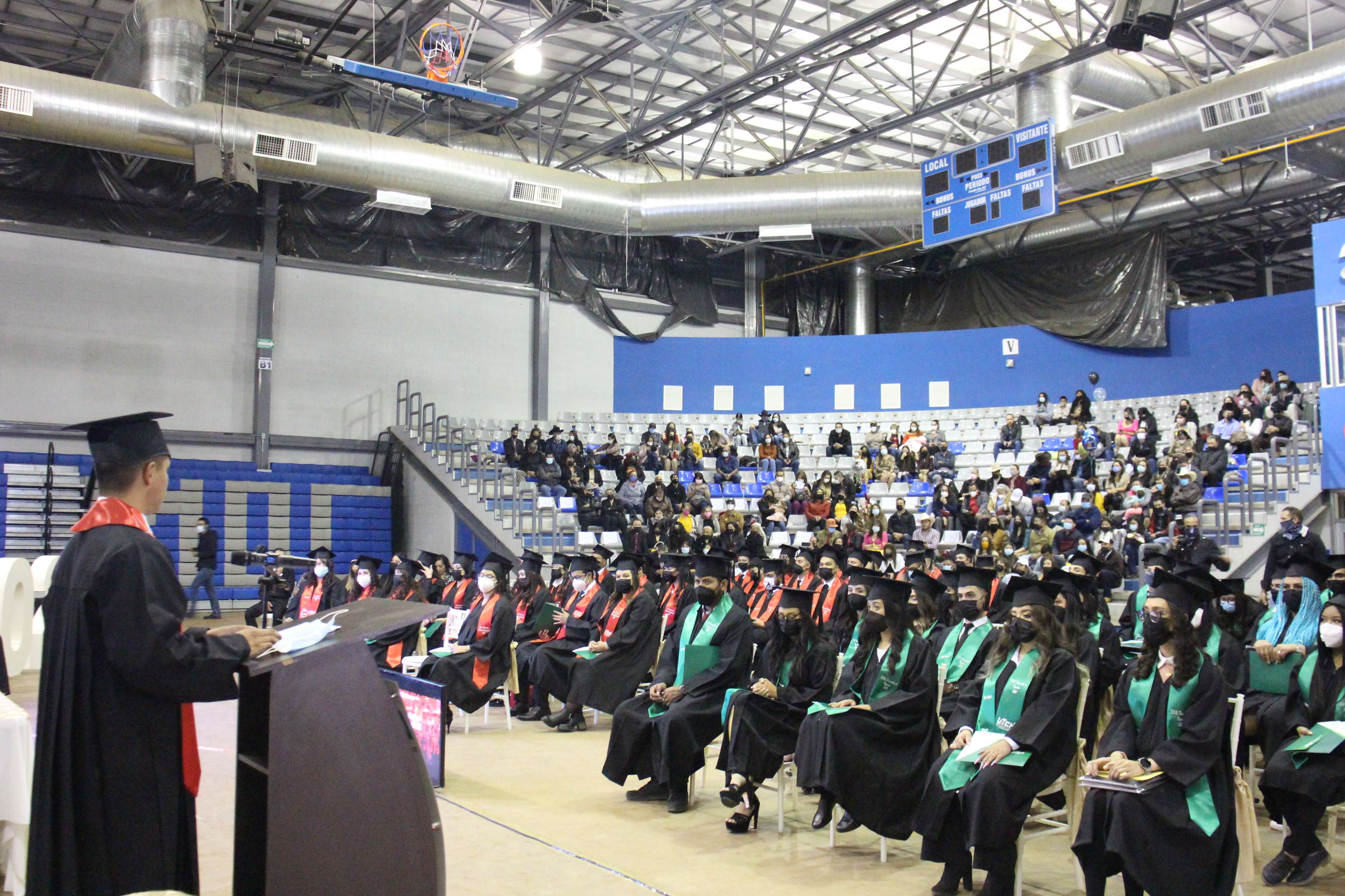 Celebran egresados graduación de la utch | La Opción de Chihuahua