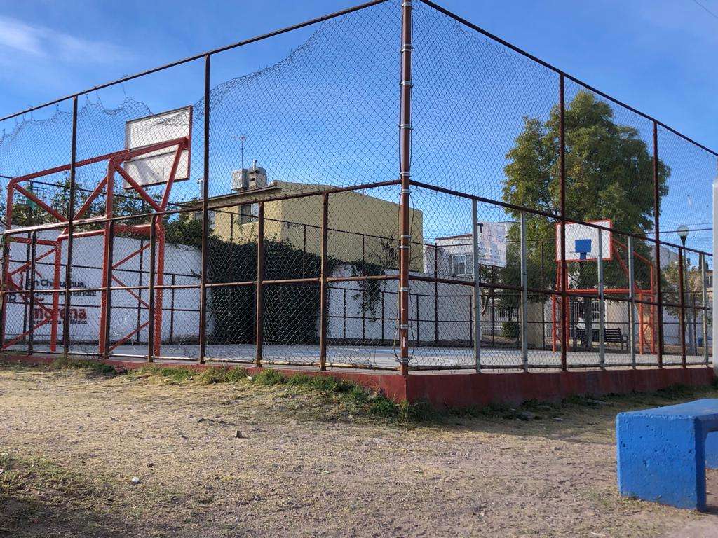 Lucen vacíos los parques, sin niños estrenando sus regalos de navidad ...