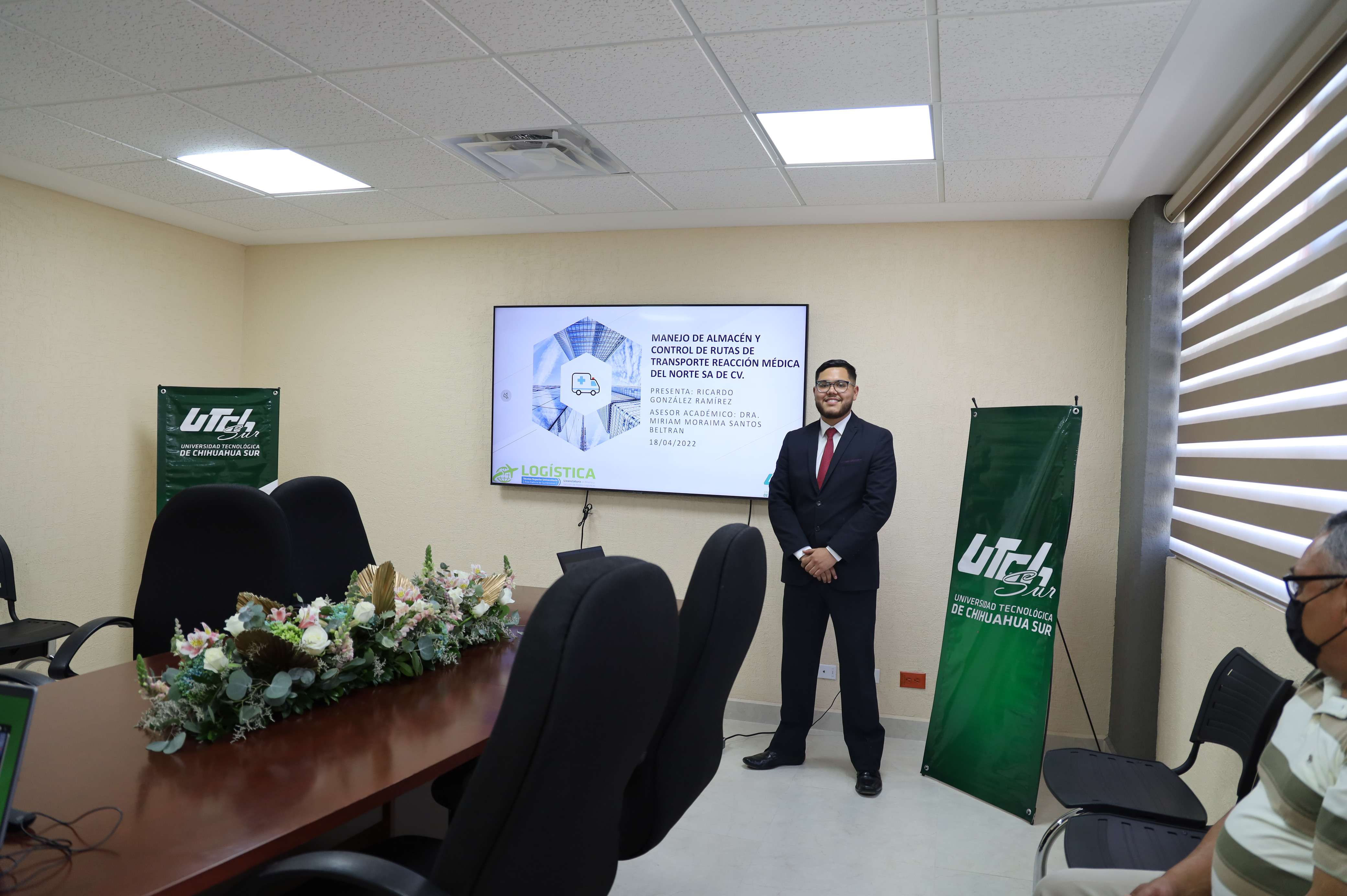 Presentan estudiantes de la utch sur proyectos de estadías | La Opción ...