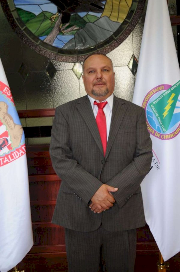 Nombran a froylan castañeda director de radio universidad | La Opción ...