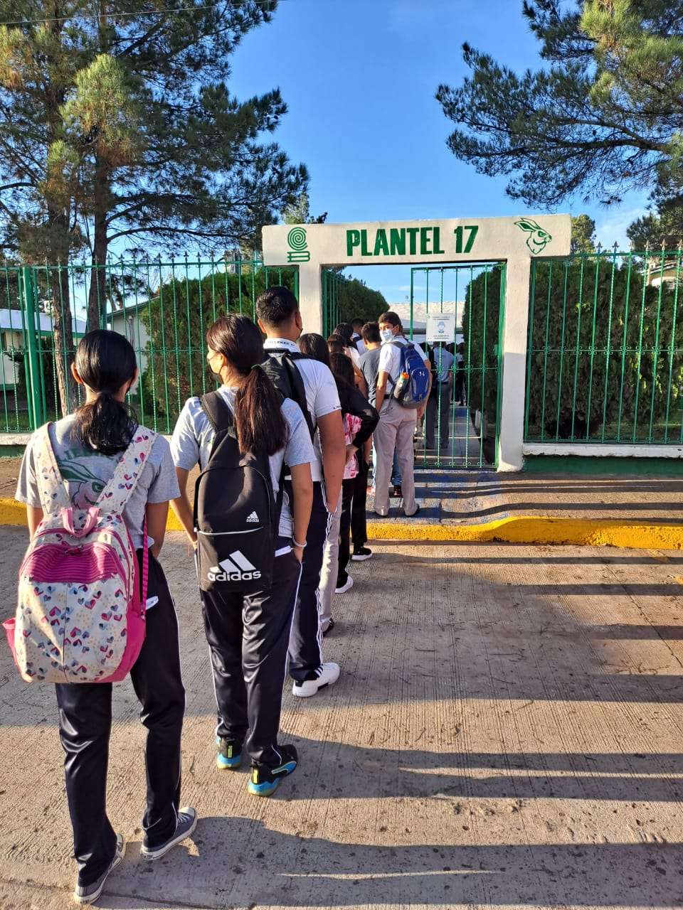 Regresan a clases más de 41 mil 500 estudiantes del cobach | La Opción ...