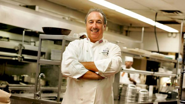 Revela ex chef real qué come la reina isabel desde que era niña | La ...