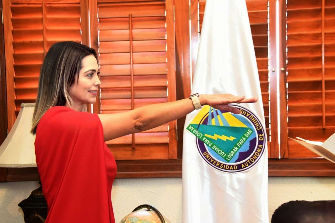 Asume Lizbeth Vázquez la Coordinación de Comunicación Social de la UACH ...