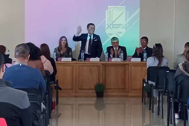 Nuevo coordinador en Facultad de Derecho UACH campus Parral | La Opción ...