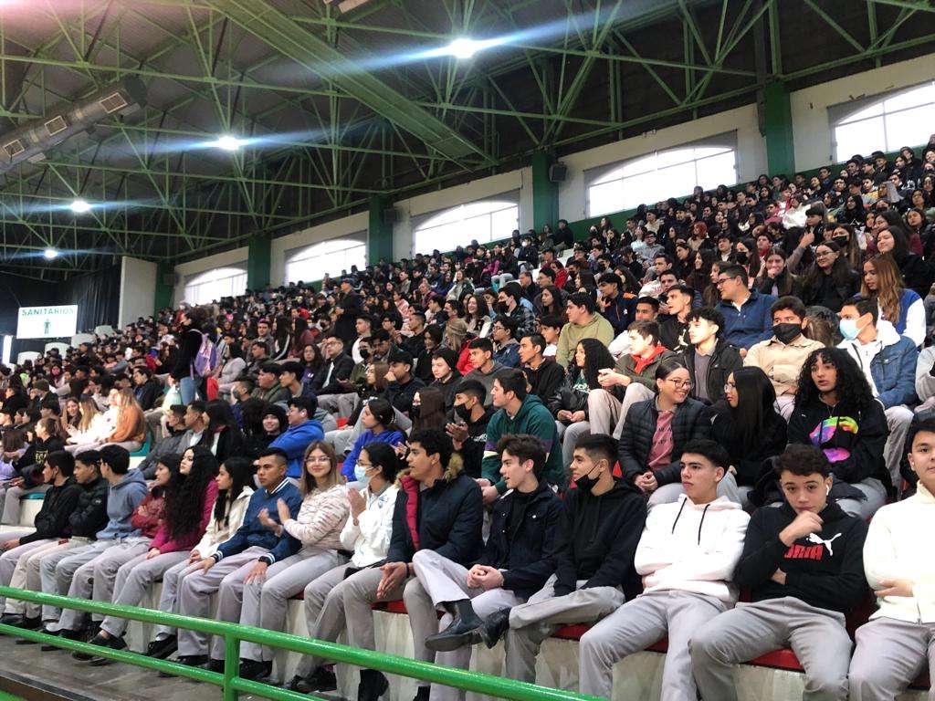 Inicia ciclo escolar cumpliendo COBACH 50 años de fundación | La Opción ...