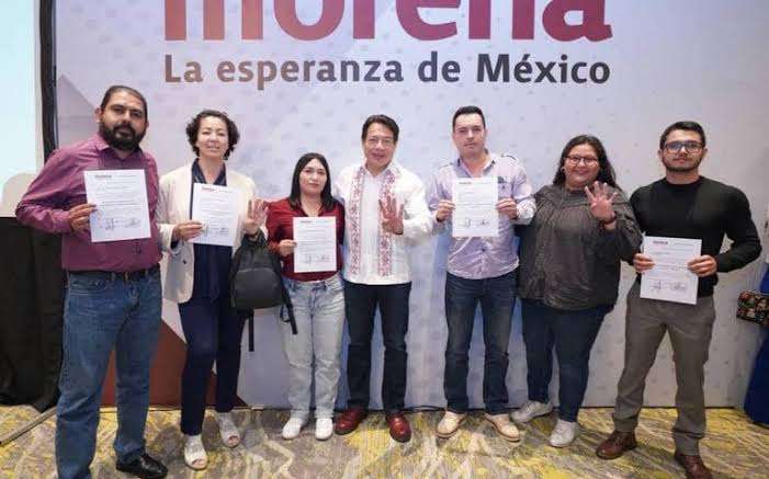 CODAZOS Y PATADAS | La Opción de Chihuahua CODAZOS Y PATADAS | La Opción de Chihuahua