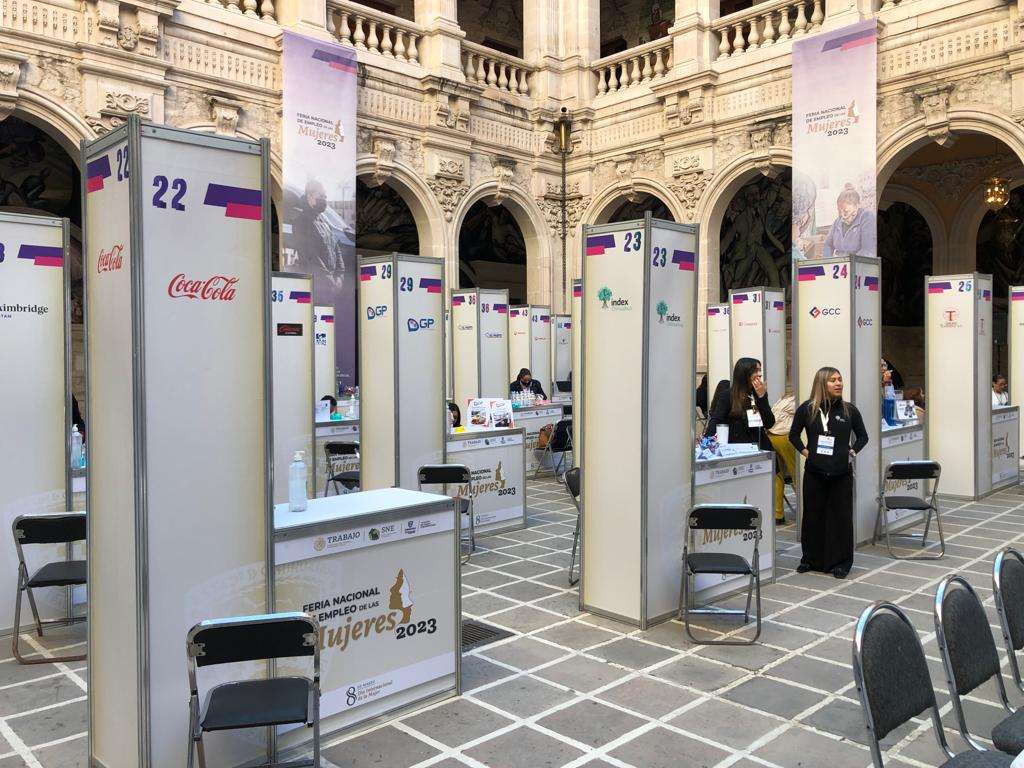 Inicia Feria Nacional de Empleo de las Mujeres 2023 en el palacio de ...