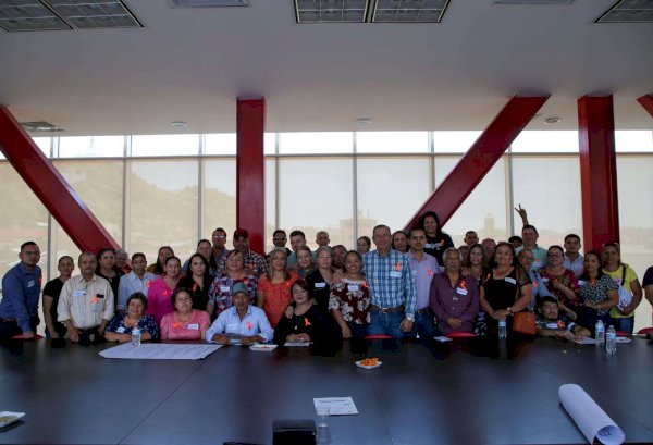 Imparten Taller del Modelo de Educación para la Vida a personal del ...