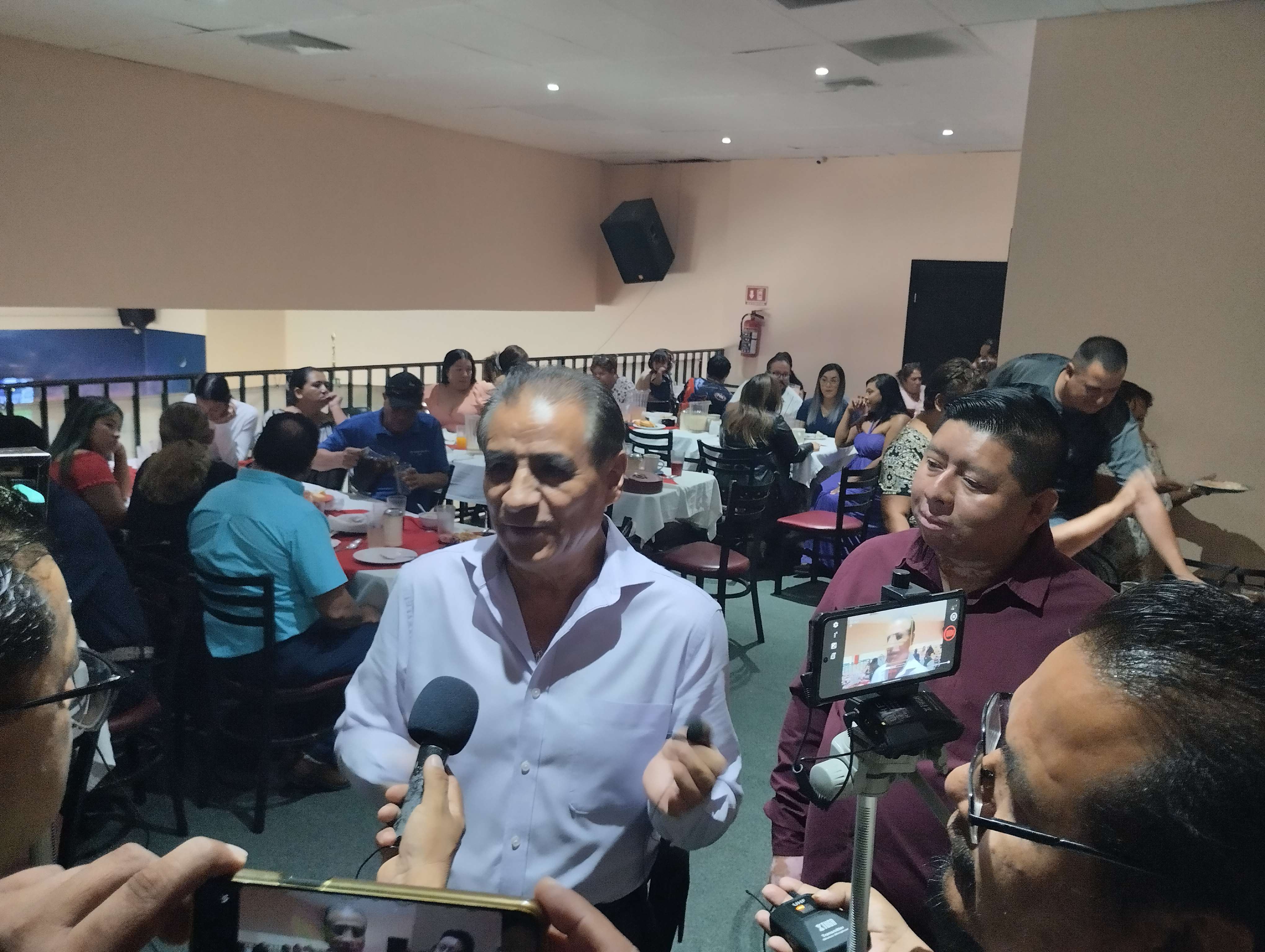 Empresario y consejeros de Morena se declaran neutros; todavía no ...