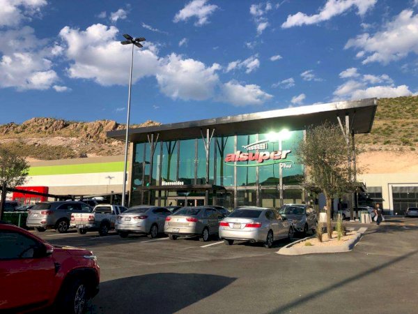 Abre sus puertas AlSuper Plus Bosques con servicio de auto cobro | La ...