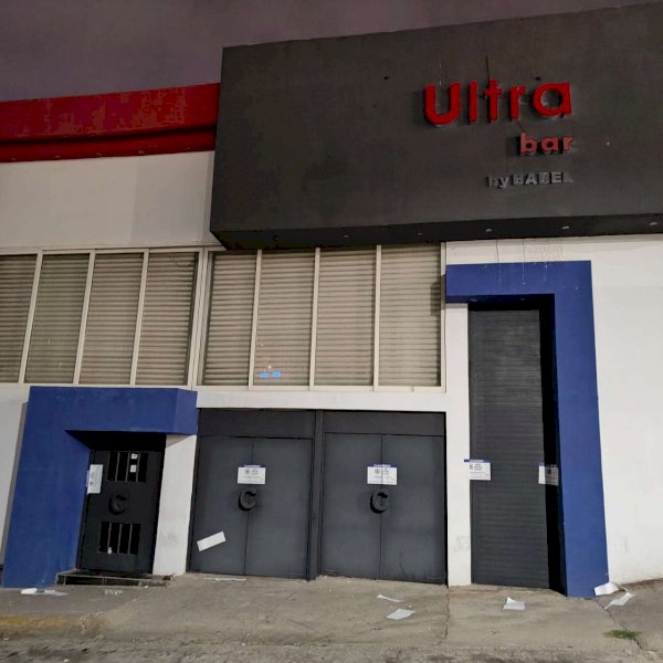 Multan a Bar Ultra con $67 mil por violación a una joven | La Opción de ...