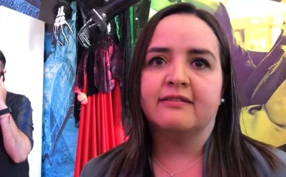 Entregan más de mil apoyos de material a familias: Mónica Herrera | La ...