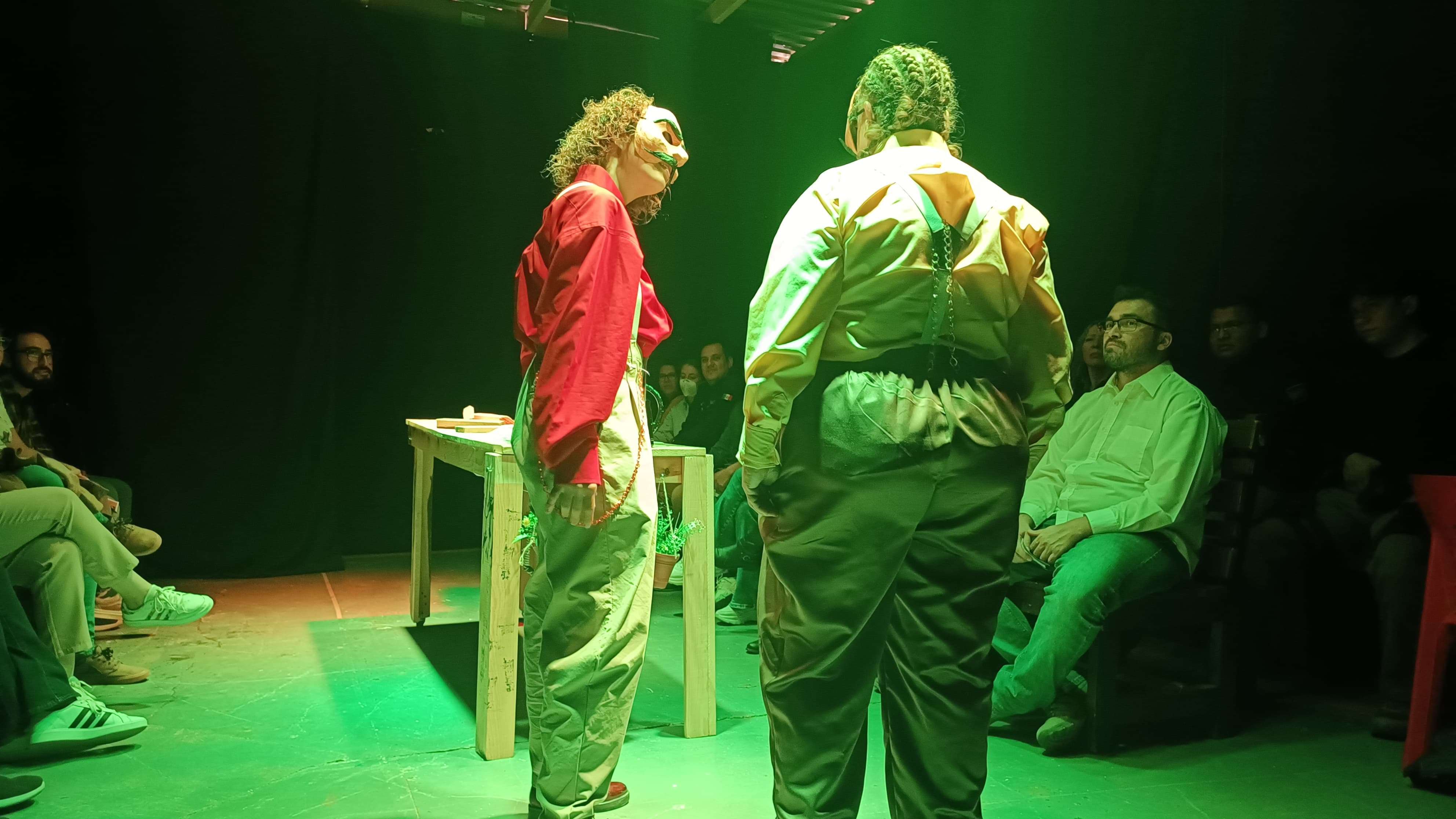 Presenta Cereso Femenil obra de teatro Con el tacuche bien puesto | La ...