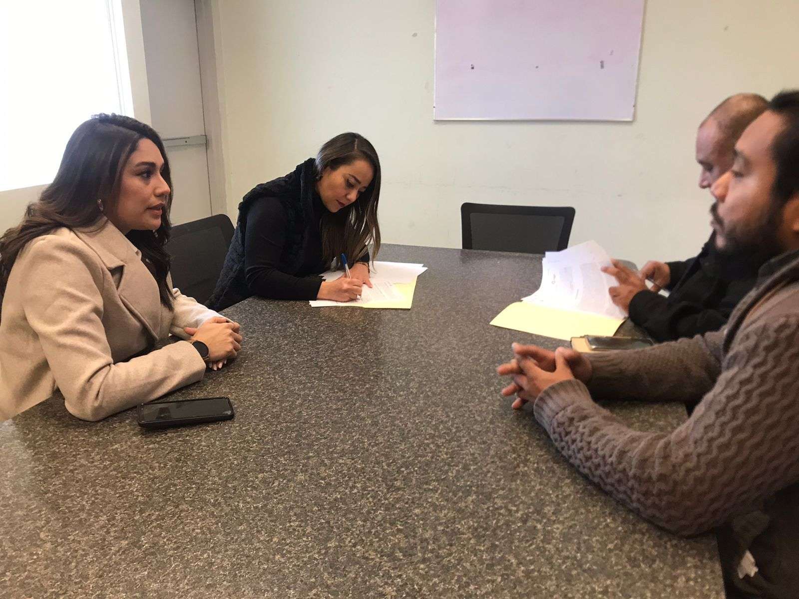 Firma Cejum convenio de colaboración con el Cecati 121 | La Opción de ...