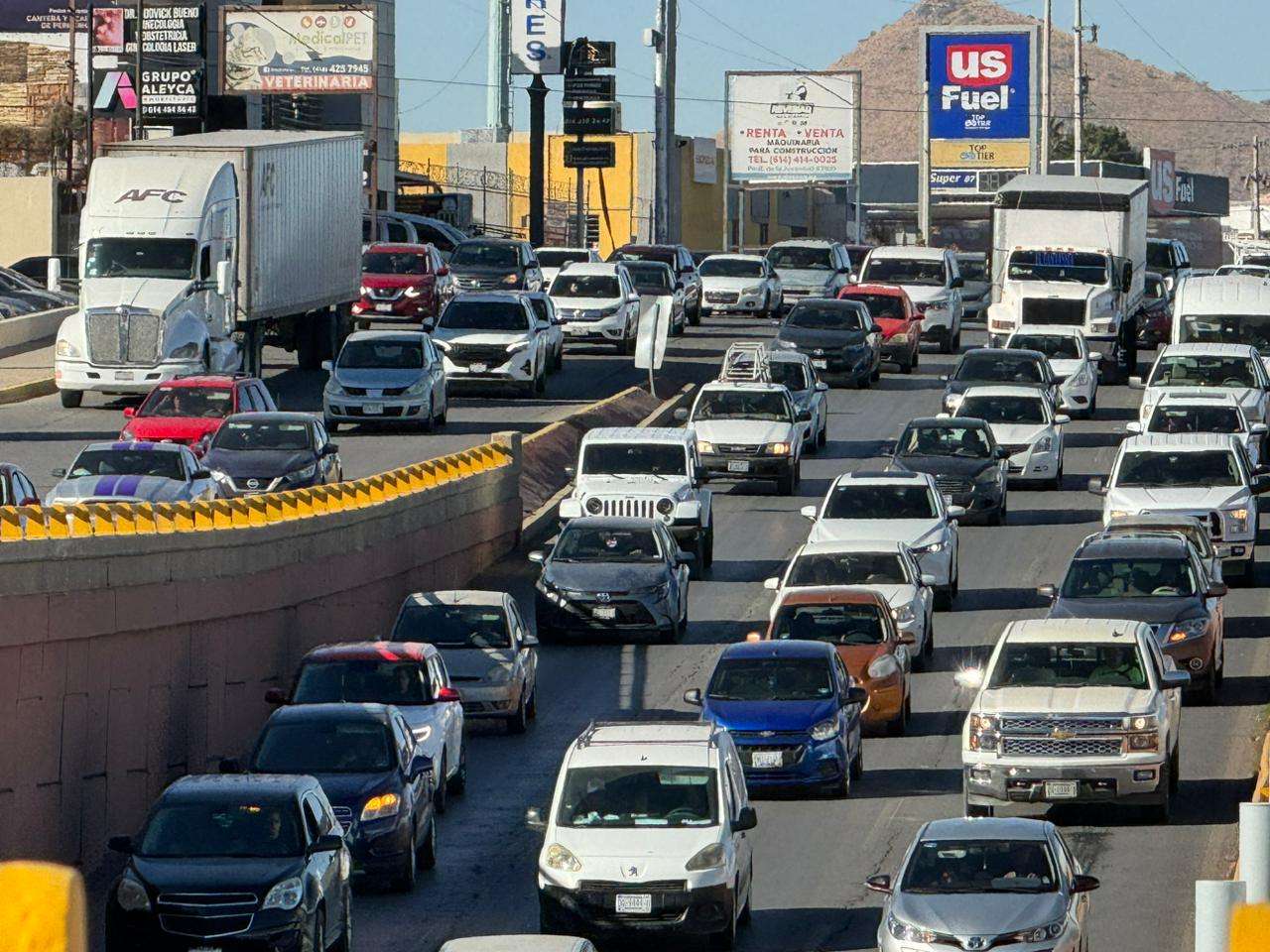 Provocan trabajos de recarpeteo enorme embotellamiento en el Perijuv ...