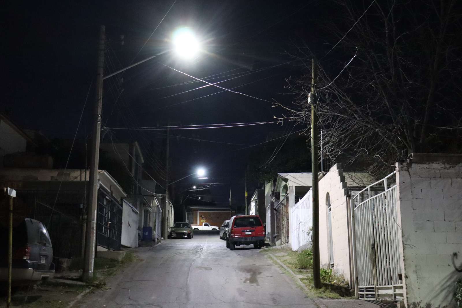 Instalan alumbrado LED en la colonia Infonavit Nacional | La Opción de ...