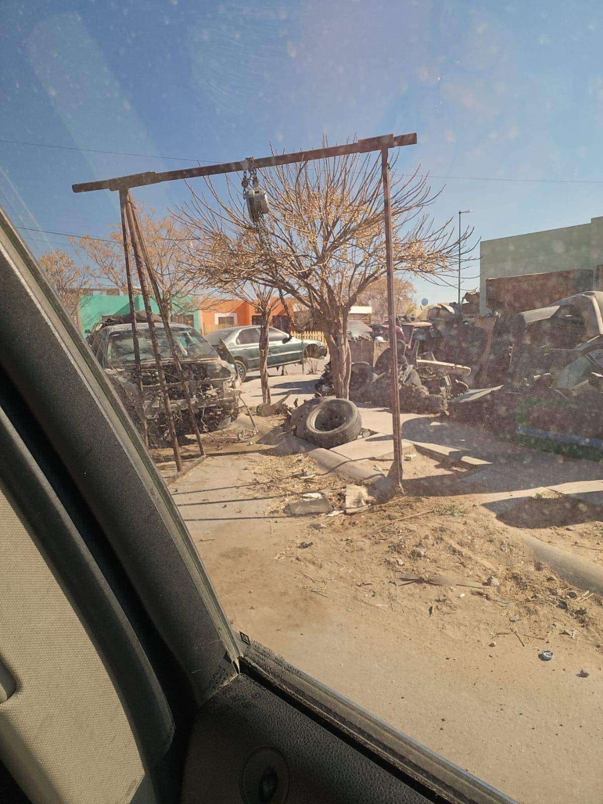 Convierten fraccionamiento en enorme yonke al sur de Juárez | La Opción ...