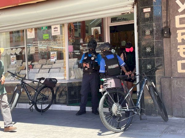 Detienen a mujer por presunto robo a joyería | La Opción de Chihuahua
