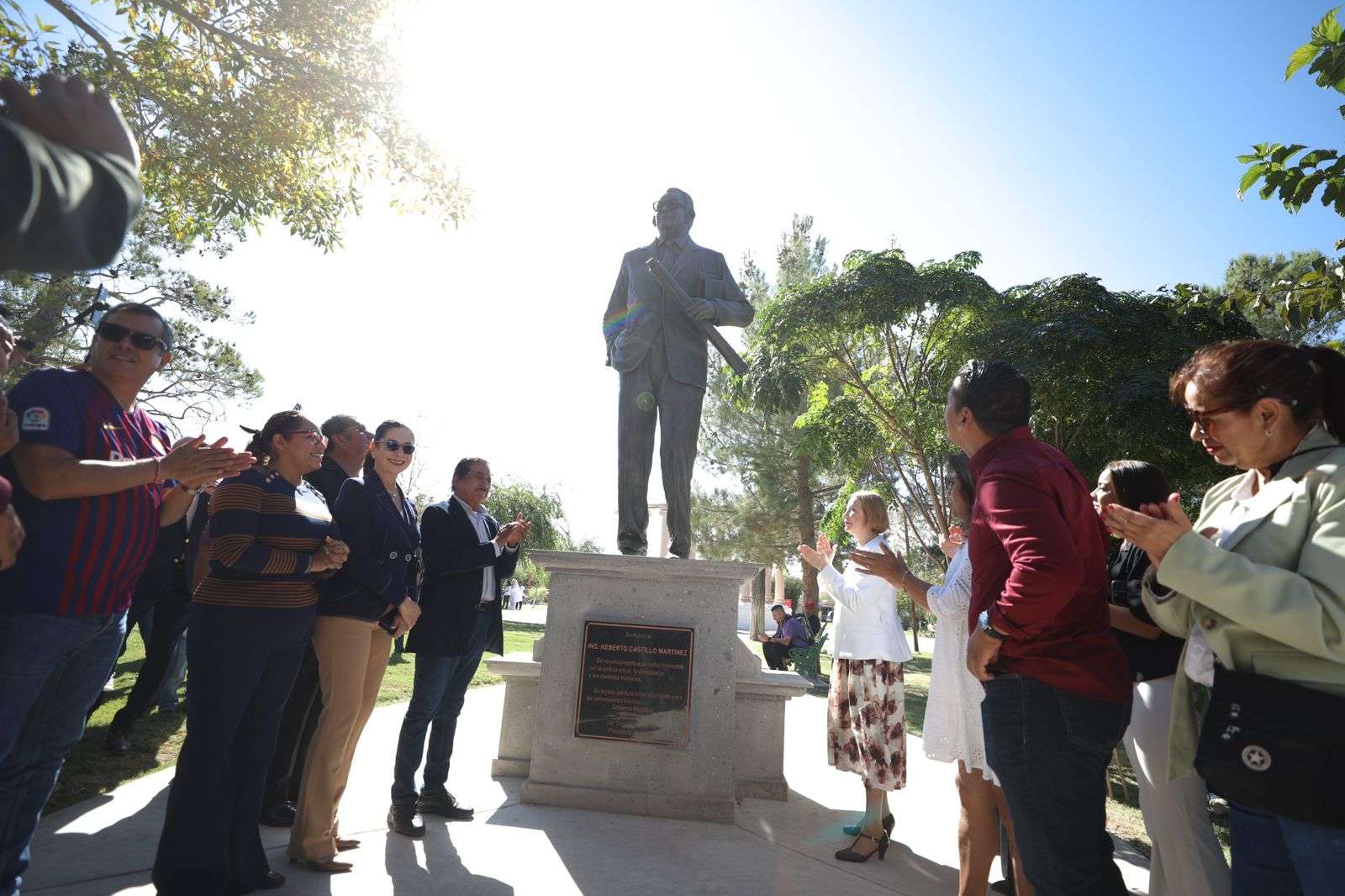 Inauguran monumento en honor a Heberto Castillo Martínez | La Opción de ...