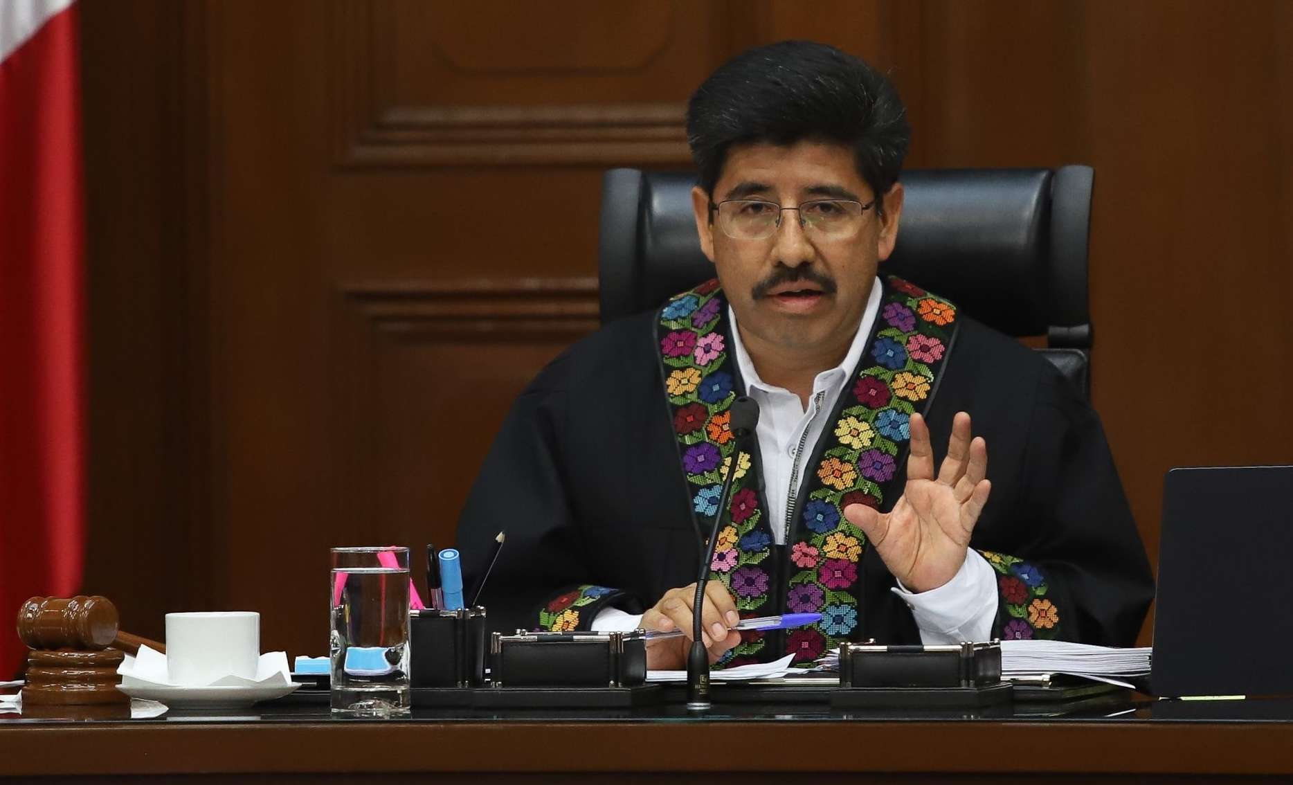 Tiene Hugo Aguilar 97 asesores que cuestan más de 6 millones mensuales ...