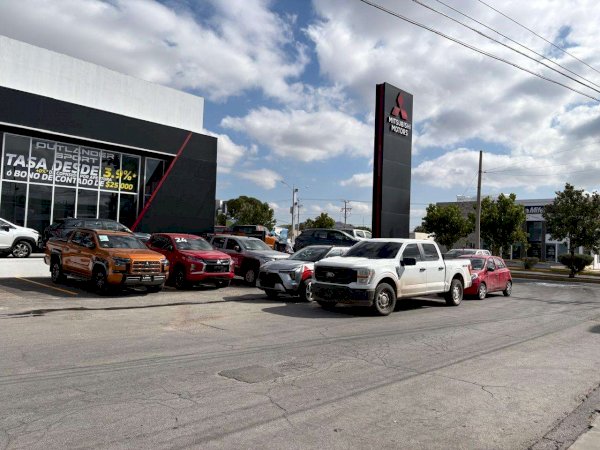 Catean agencia de vehículos por denuncia de robo | La Opción de Chihuahua