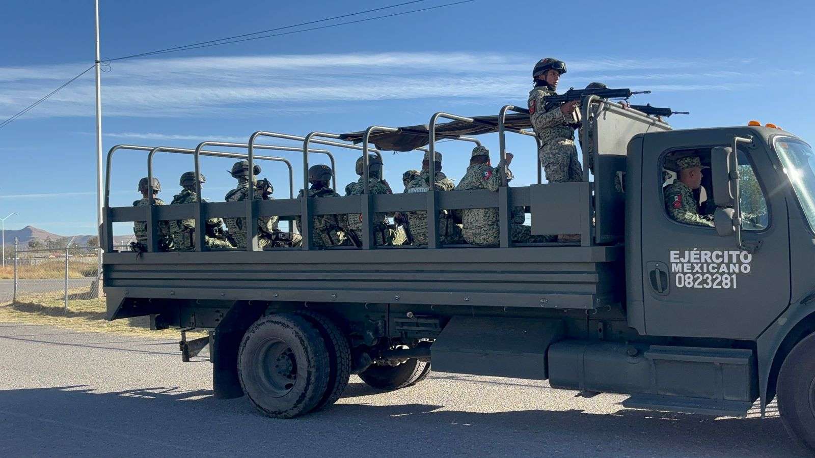 Arriba convoy militar a la Feria de Santa Rita por exposición | La ...