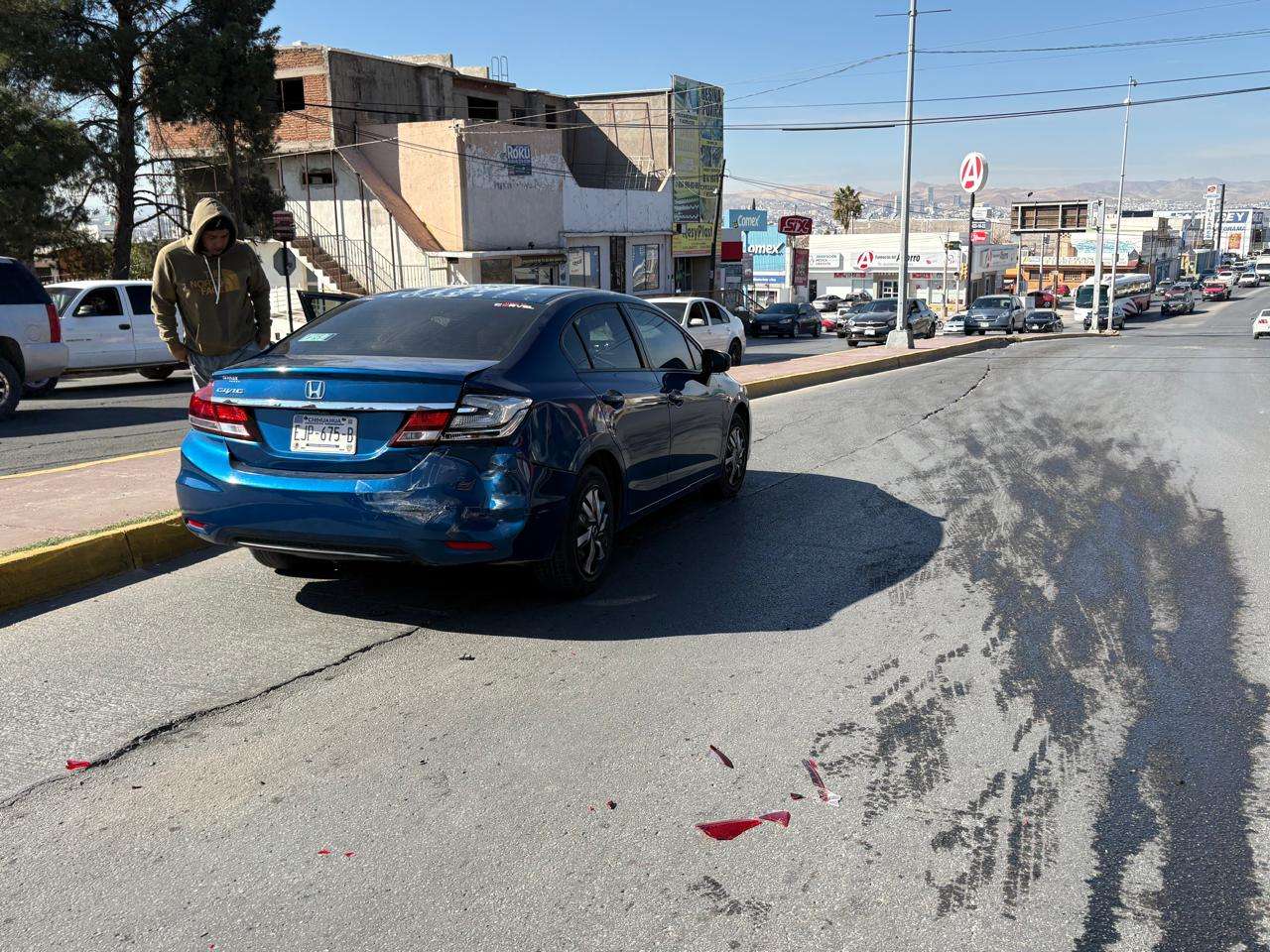 Provoca choque carambola en la avenida Pacheco | La Opción de Chihuahua