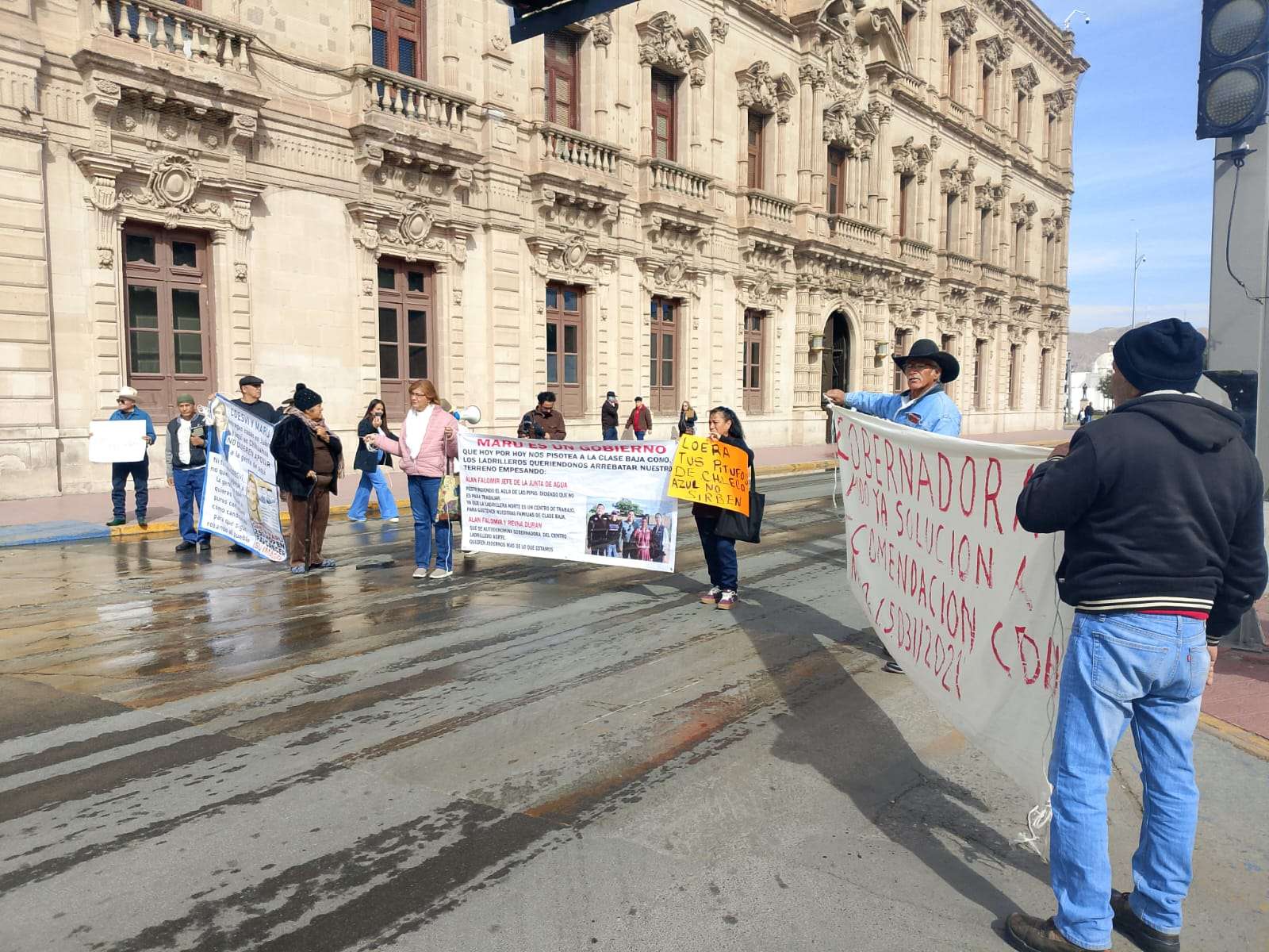 Cierra Vicky Márquez y Dionisia Chaparro la calle Aldama | La Opción de ...