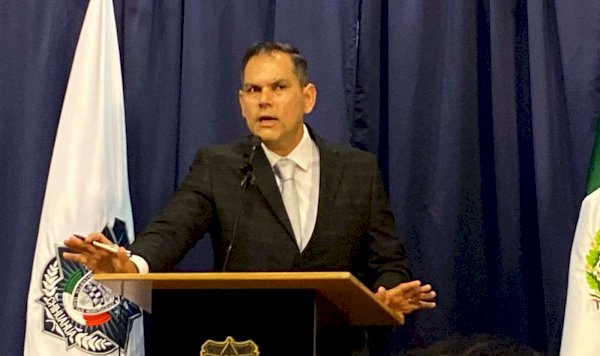 Desmiente Loya rumores sobre desistir de su candidatura | La Opción de ...