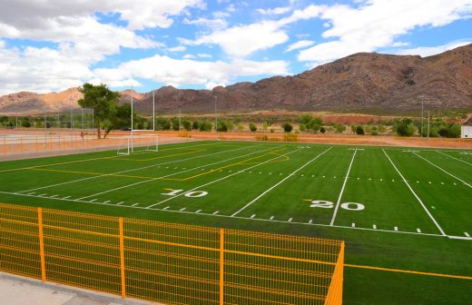 Presenta avance del 80% construcción de campo multiusos en Quintas ...